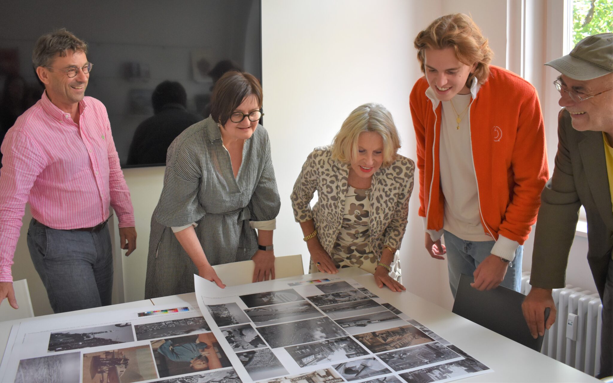 Ihr Ansprechpartner für Auftragsproduktionen - Verlagshaus.de